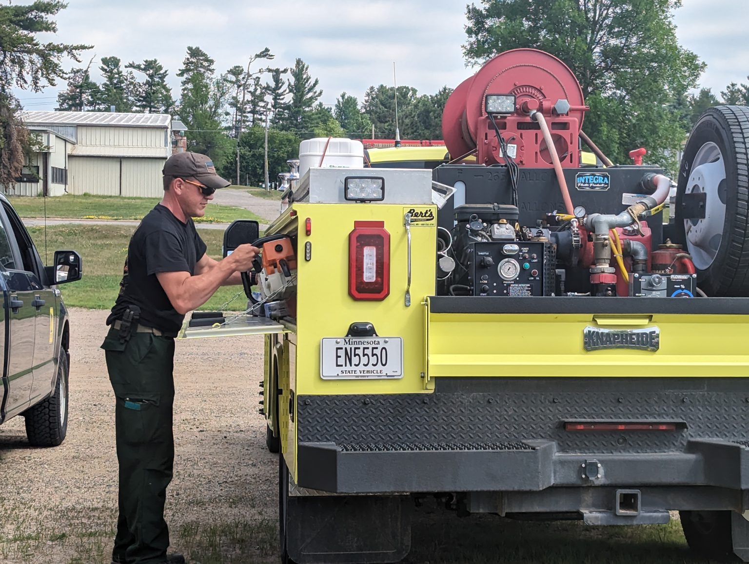 Governor Walz: Minnesota Firefighters Respond to Call from Manitoba to ...